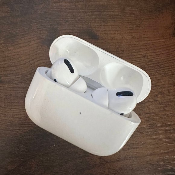 Apple | Headphones | Airpod Pros St Generation | Poshmark